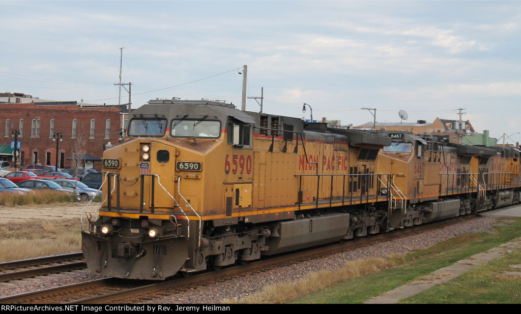 UP 6590 & others (1)